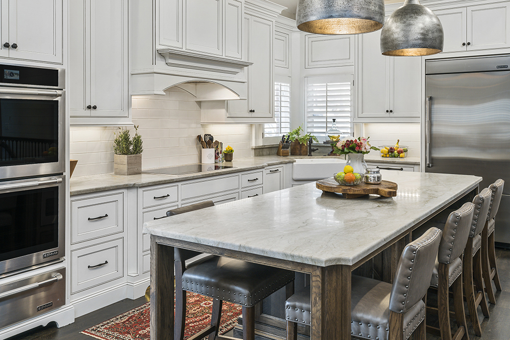 Quartzite and Quartz: The Stars of 2025 Countertop Trends