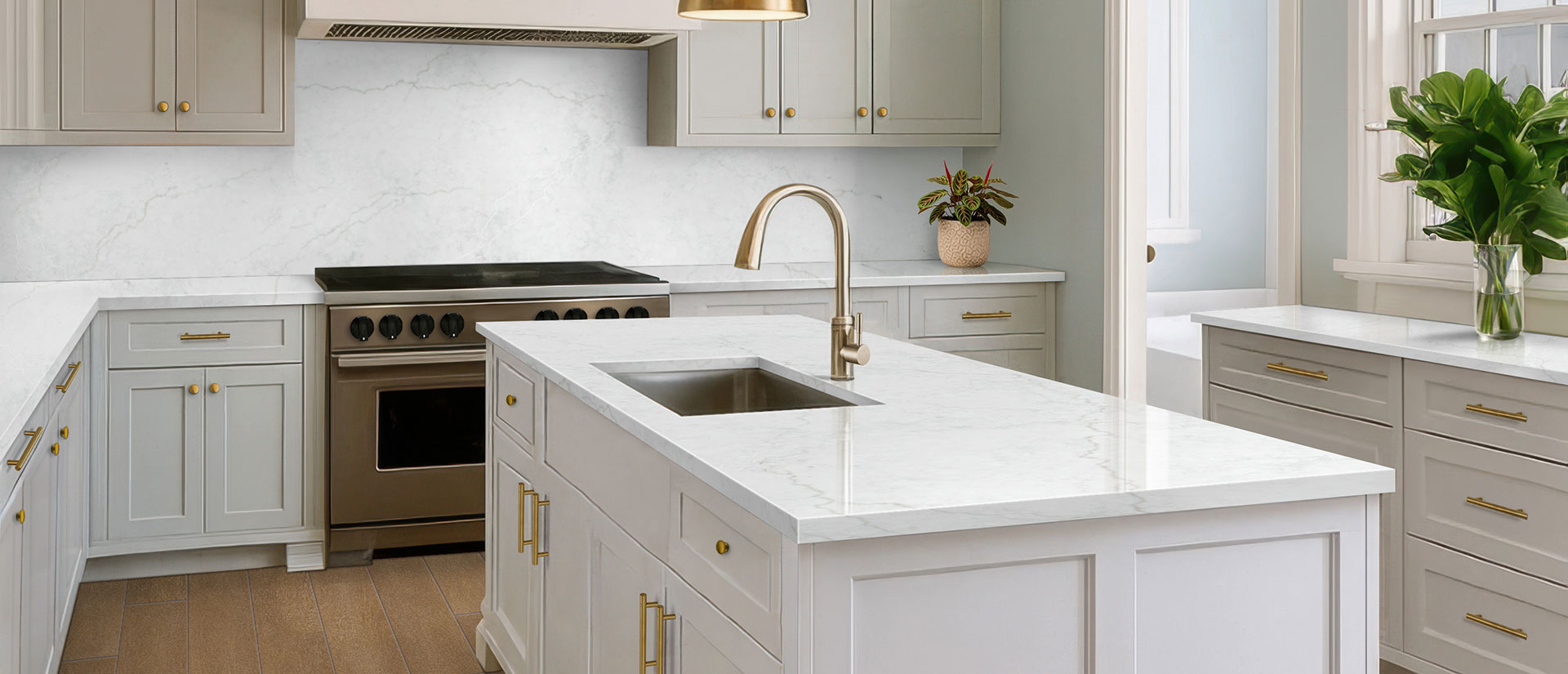 Calacatta Miraggio Lusso Quartz - Q™ Premium Quartz - MSI